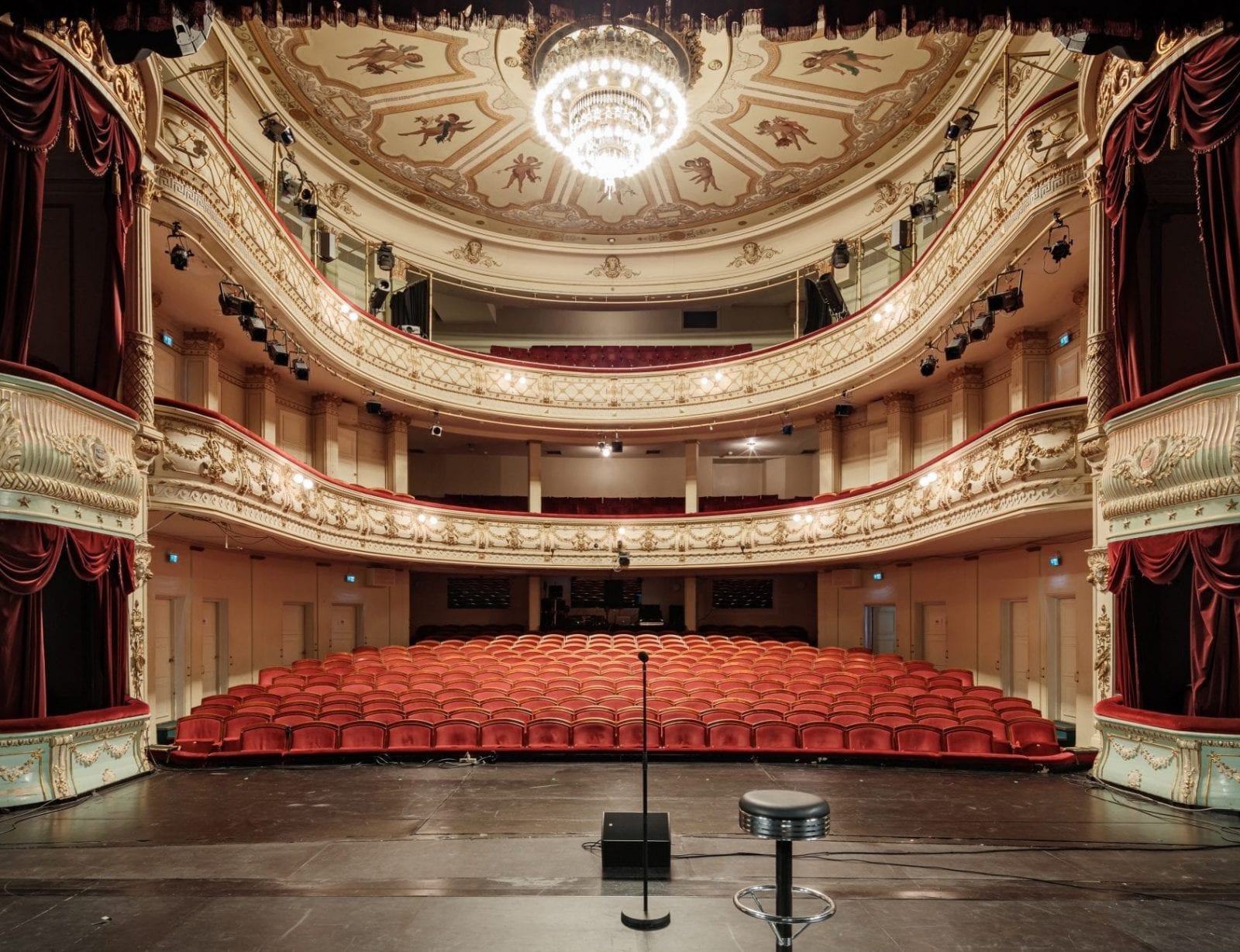 Aleksanterin teatterille uusi omistaja - kohde pysyy kulttuurikäytössä ...